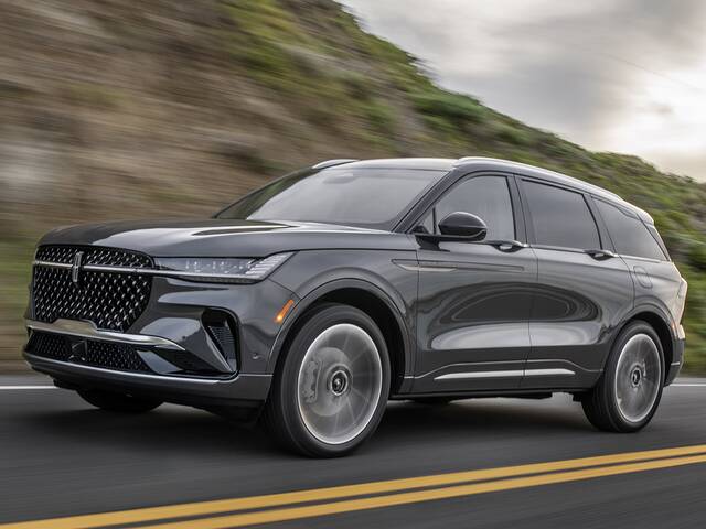 Best MPG Hybrid SUVs of 2025: Expert Rankings & Advice | MotorDonkey