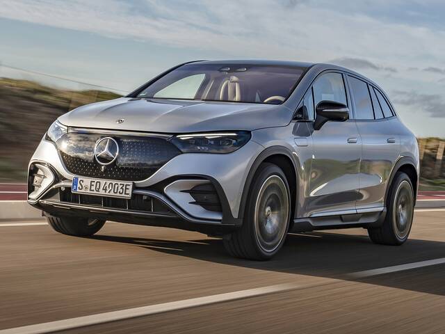 Best Luxury Electric SUVs of 2025 - Expert Rankings & Advice | MotorDonkey