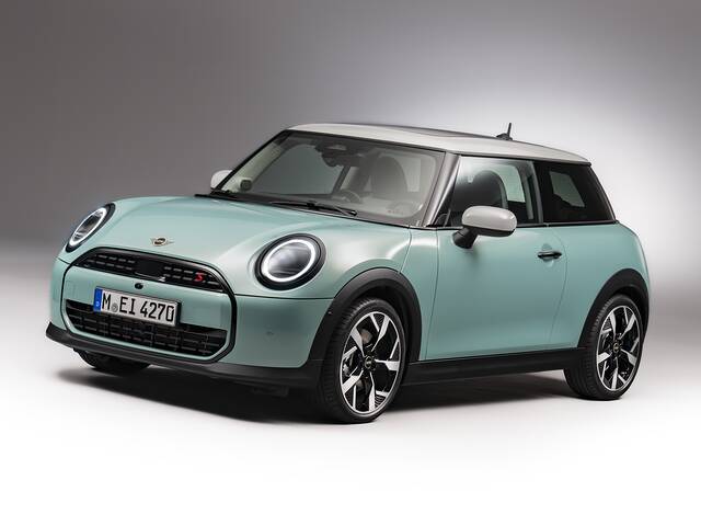 Best Compact Cars of 2025 - Expert Rankings & Advice | MotorDonkey