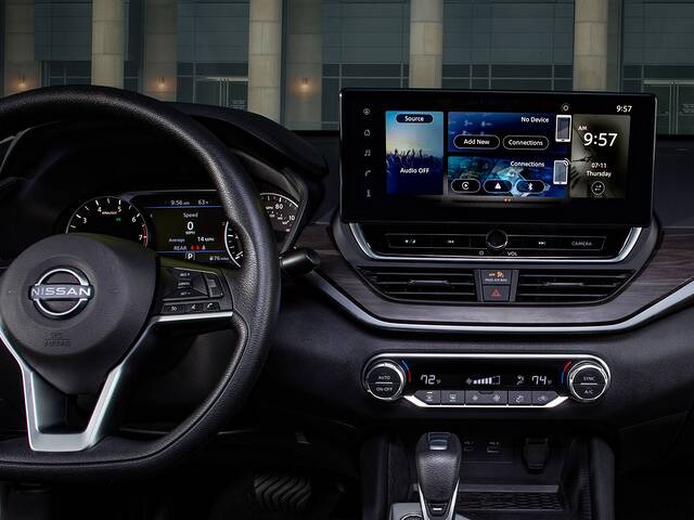 2025 Nissan Altima Review, Ranking, Versions & Pricing | MotorDonkey