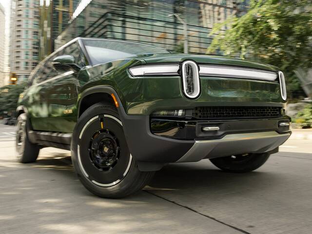 Best Electric SUVs of 2025 - Expert Rankings & Advice | MotorDonkey