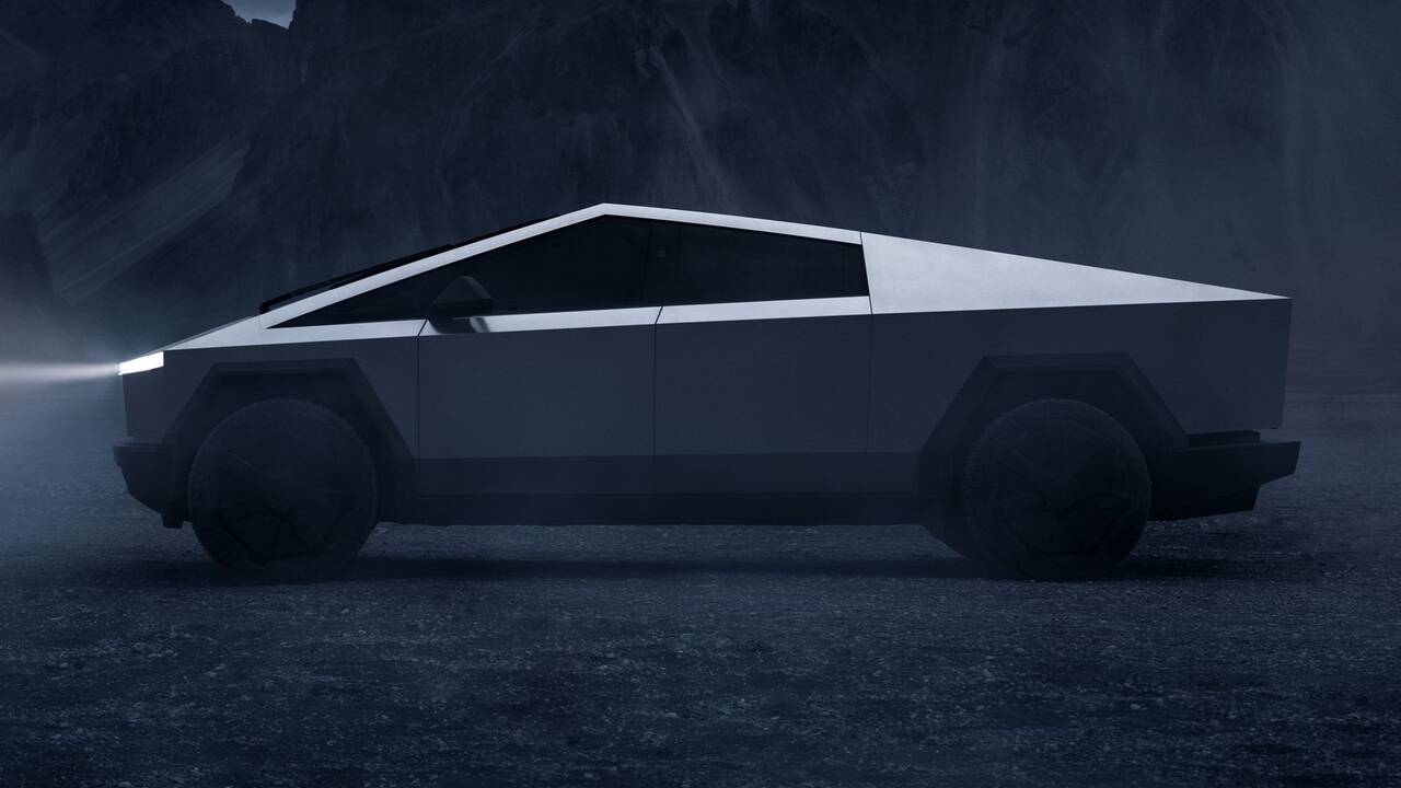 2025 Tesla Cybertruck Review, Ranking, Versions & Pricing | MotorDonkey