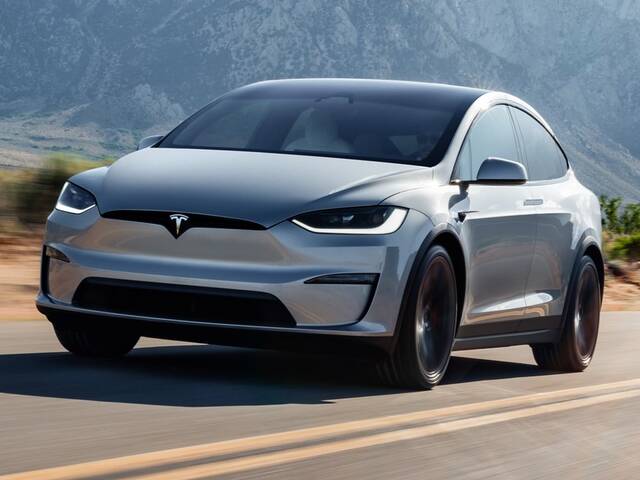 2025 Tesla Model X Review, Ranking, Versions & Pricing | MotorDonkey