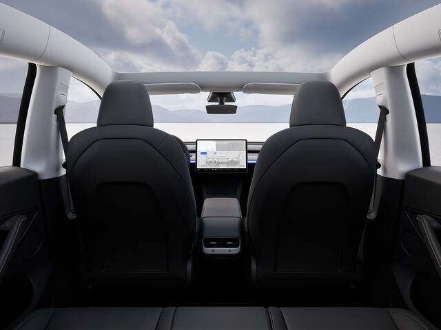 2024 Tesla Model Y Review, Ranking, Versions & Pricing | MotorDonkey