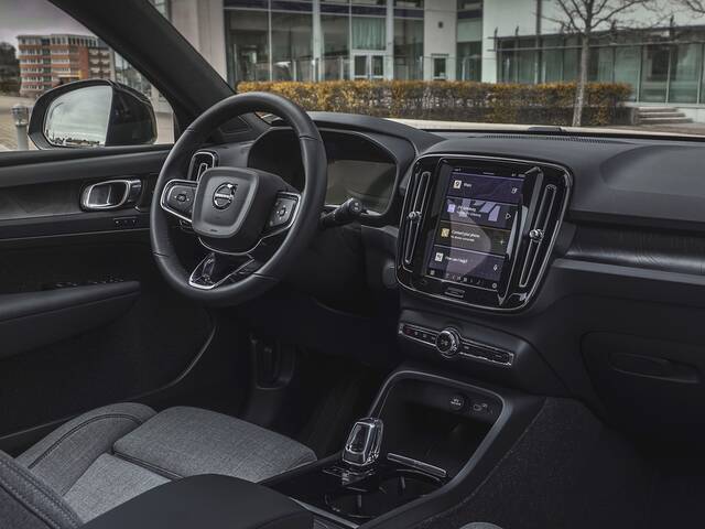 2024 Volvo XC40 Recharge Review, Ranking, Versions & Pricing | MotorDonkey